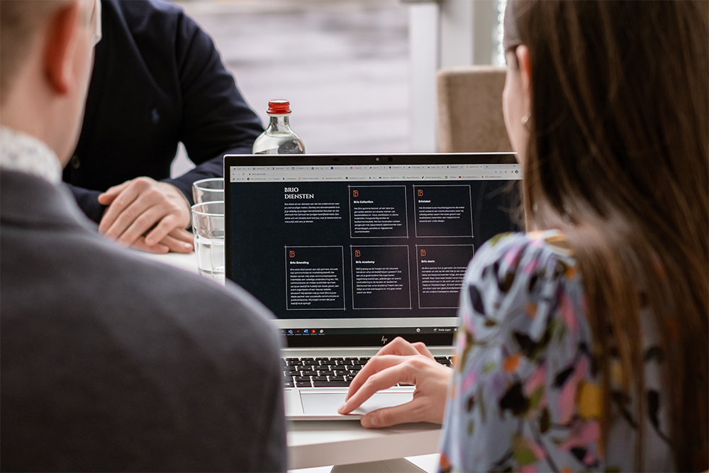 Diepgaand engagement tussen zelfstandige vakspecialisten, leveranciers en klanten